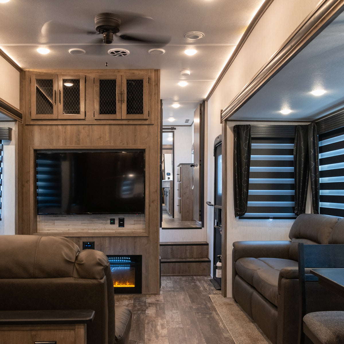 RV TV Mounts: Outdoor & Camper TV Mounts | Mount-It!